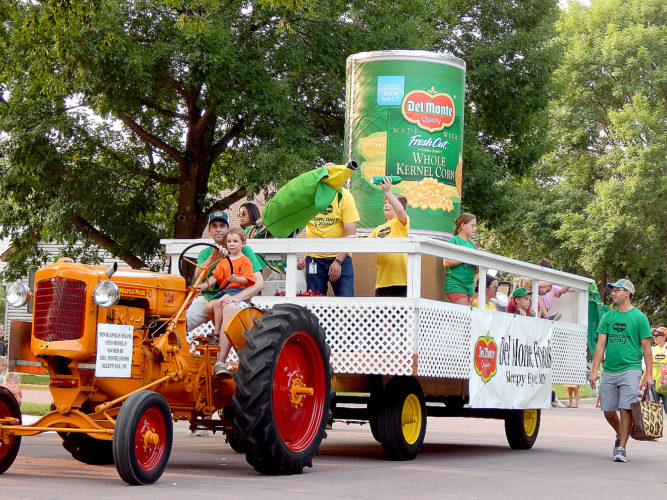 Corn Day Parade | News, Sports, Jobs - The Journal